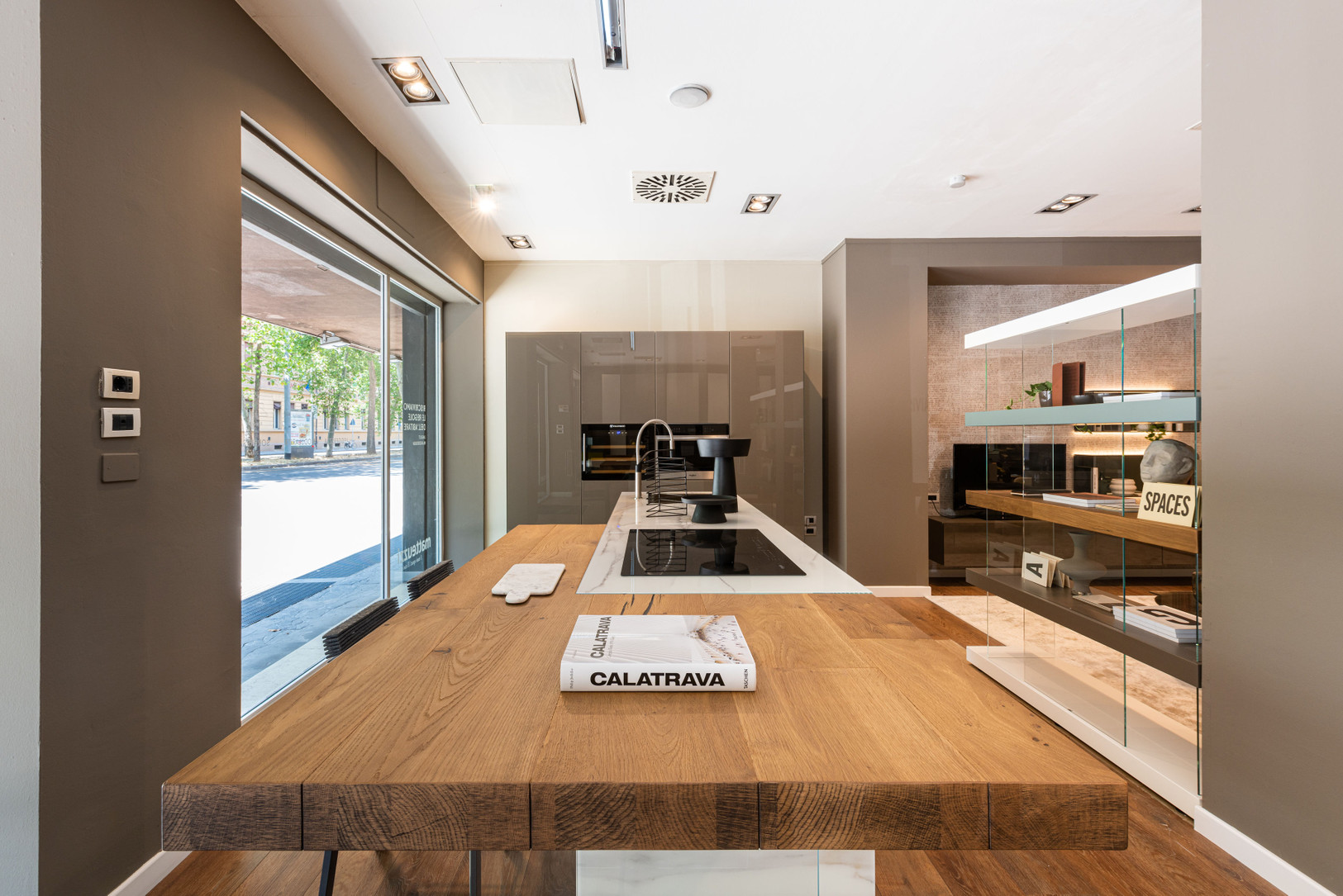 Diseña con los muebles modulares LAGO | LAGO Store Bologna