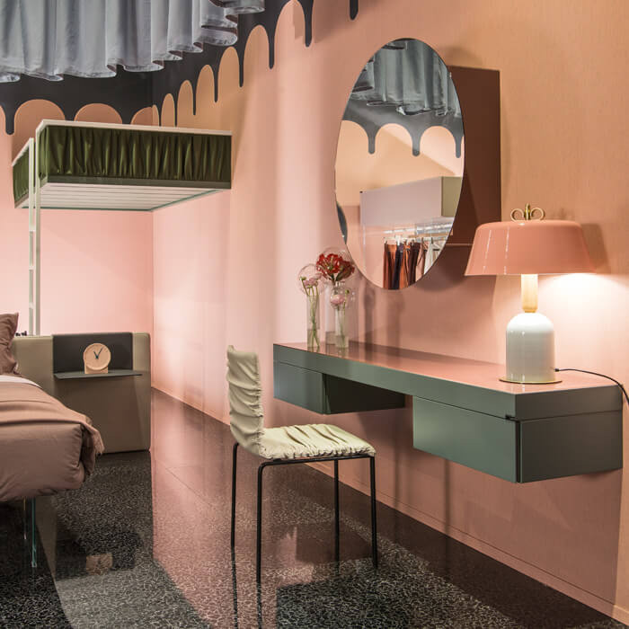 Specchio Punto: lo specchio che riflette e contiene | LAGO Design